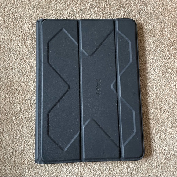 ZAGG | Tablets & Accessories | Zagg Rugged Messenger For 5inch Ipad Pro ...